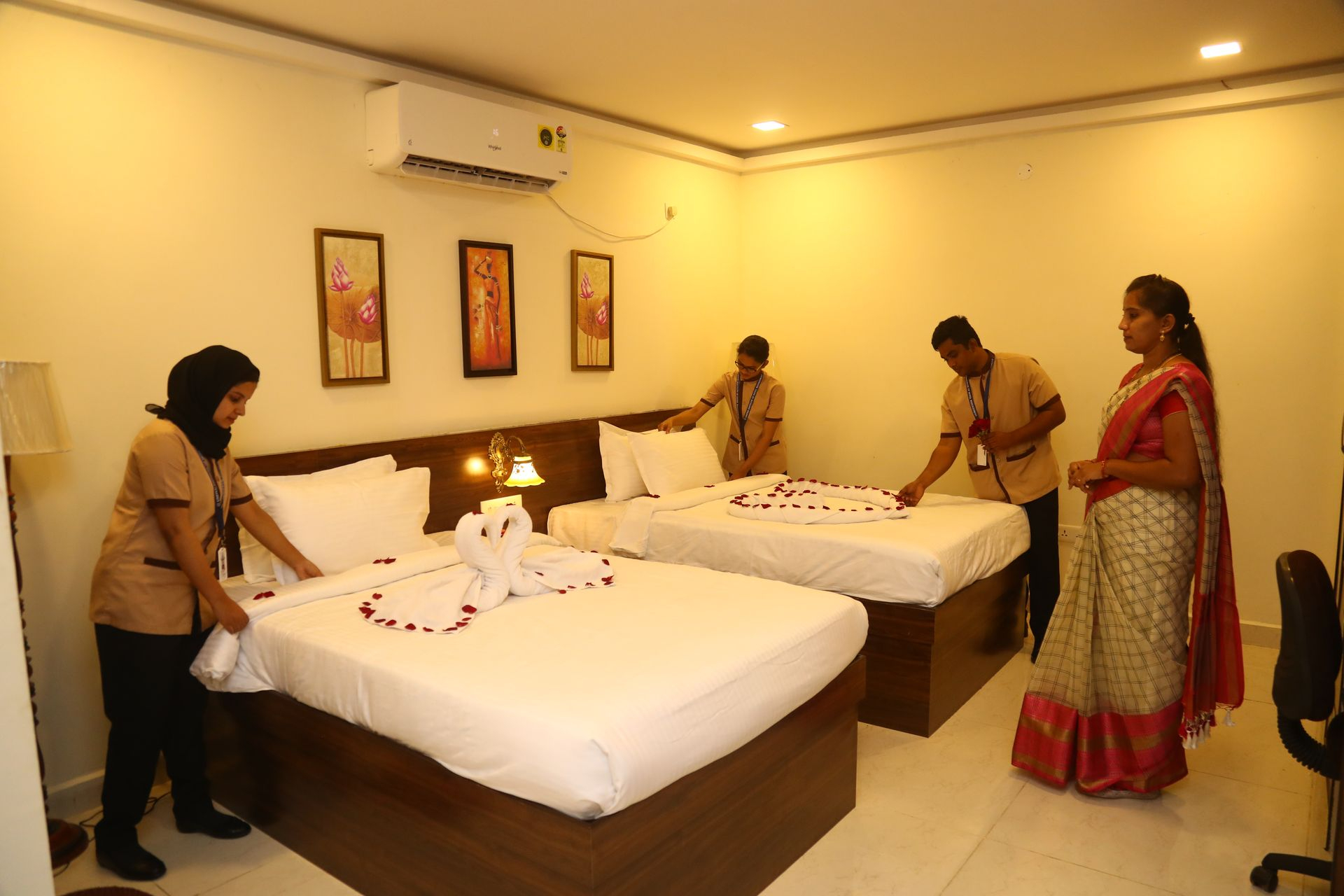 house-keeping-lab | United College